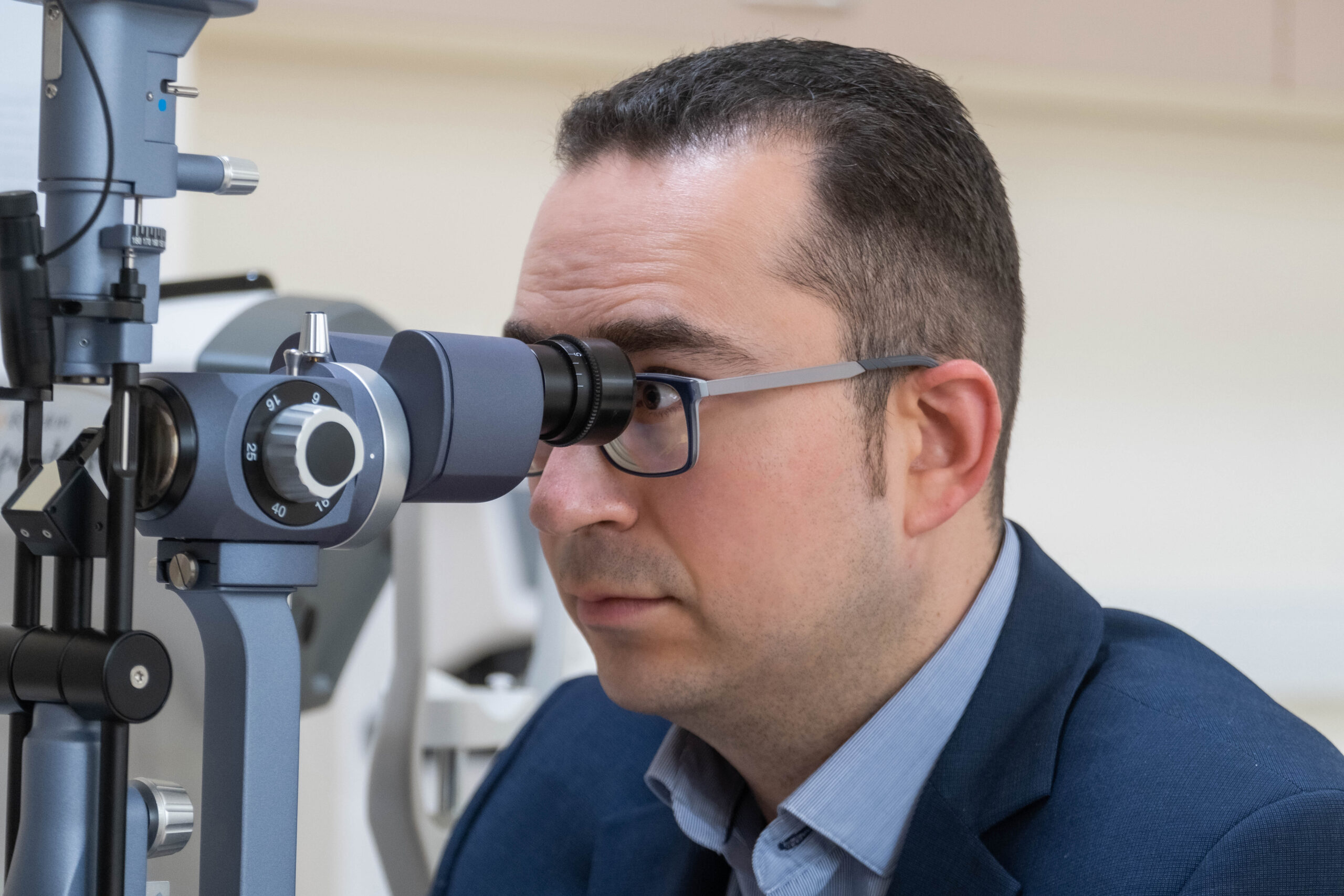 Dr ΓΕΩΡΓΙΟΣ Π. ΦΑΡΑΝΤΖΟΣ – ΧΕΙΡΟΥΡΓΟΣ ΟΦΘΑΛΜΙΑΤΡΟΣ